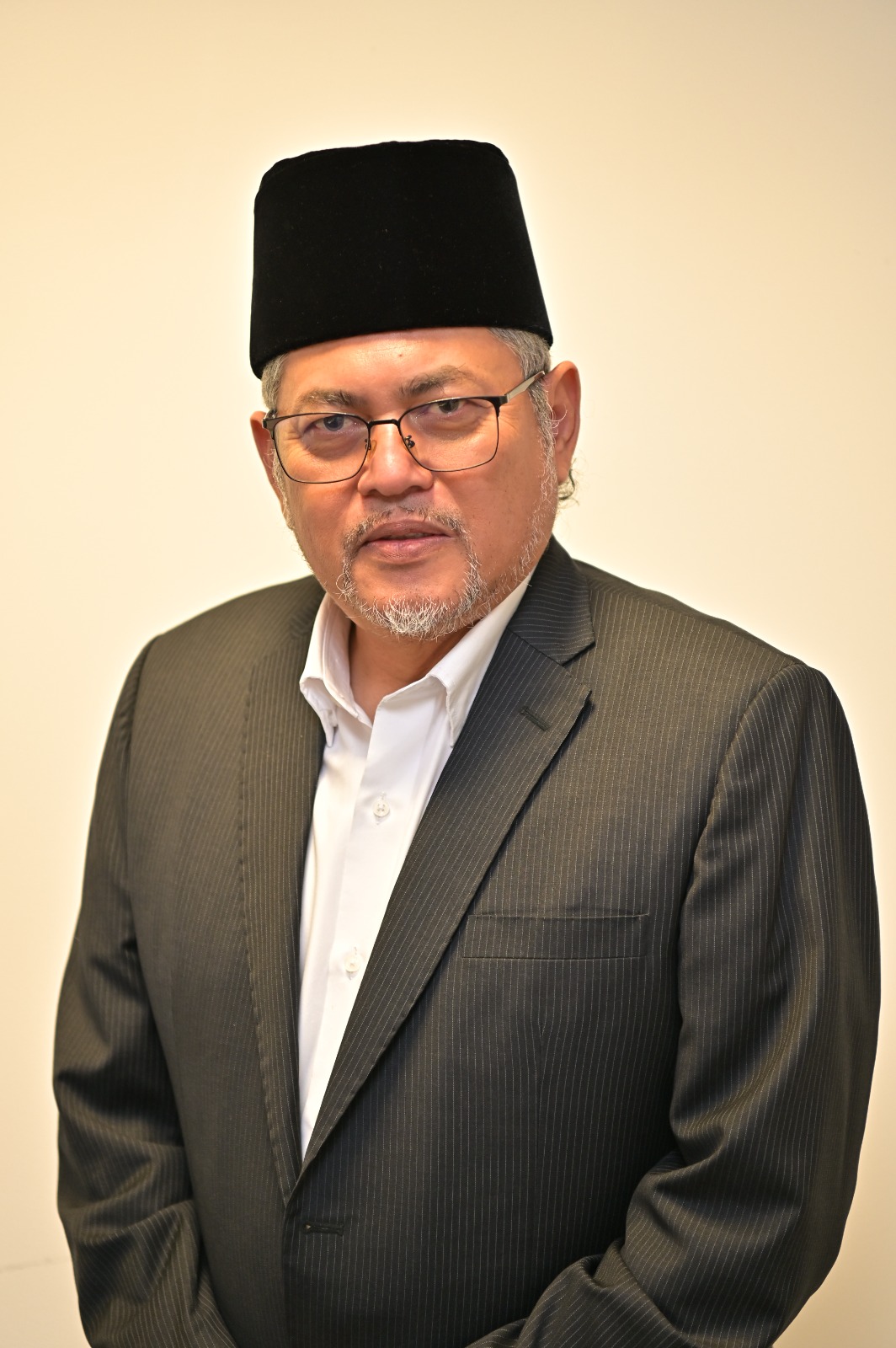 POLITIK ‘LABEL MELAMPAU’ MEMBURUKKAN KEADAAN SERTA MEMBANTUTKAN DAKWAH DAN ISLAH - Yayasan ...